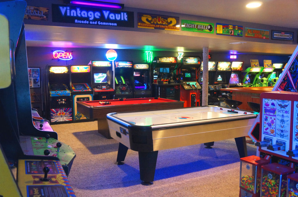 Vintage Vault Arcade - New Photoset | Museum of the Game ...